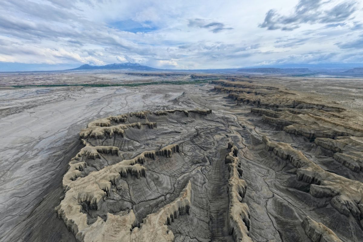 Long Dong Silver: Hiking to Utah’s Hidden Dramatic Spires - Two Roaming ...