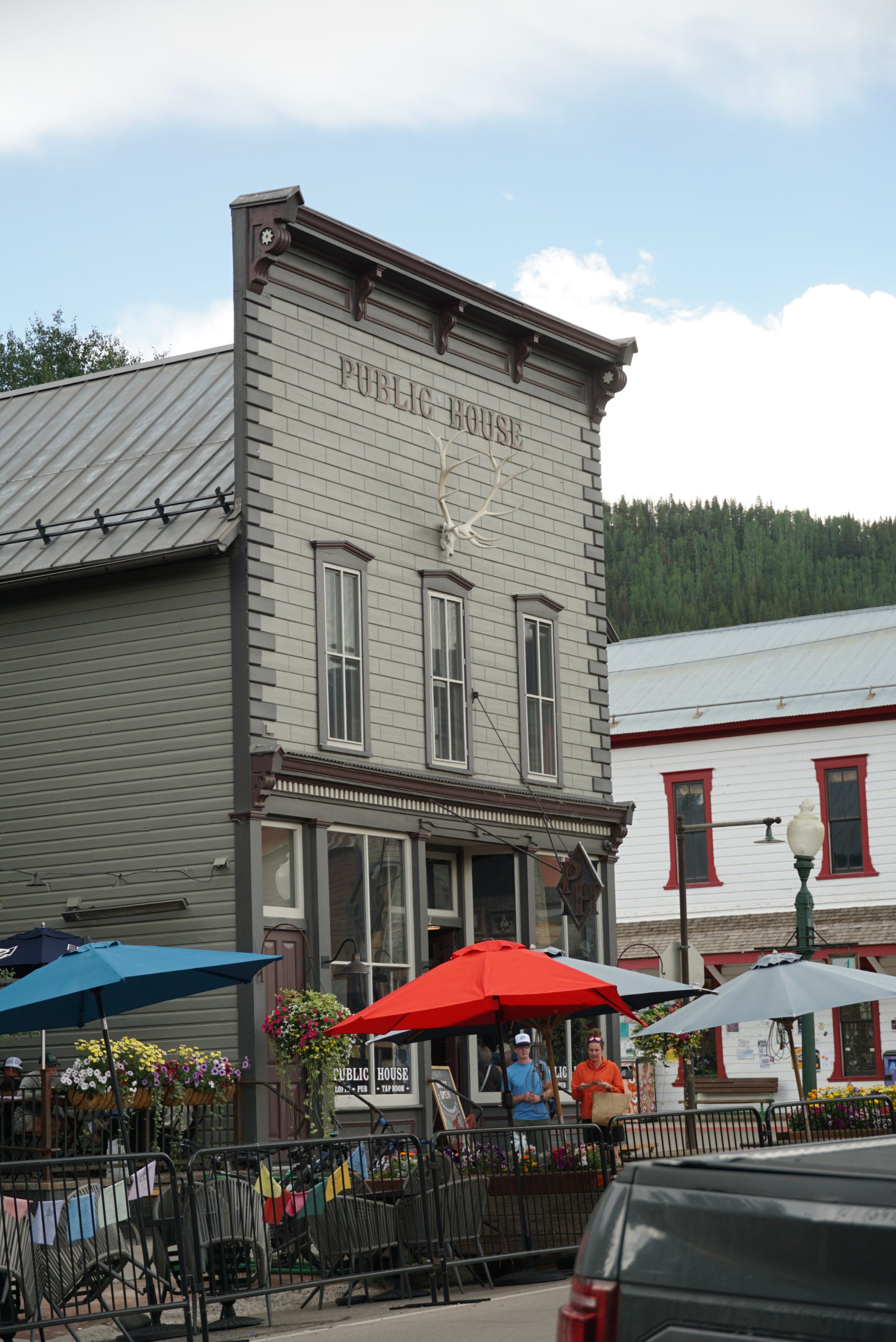 22 Best Restaurants In Crested Butte, CO (Ultimate Dining Guide) - Two ...