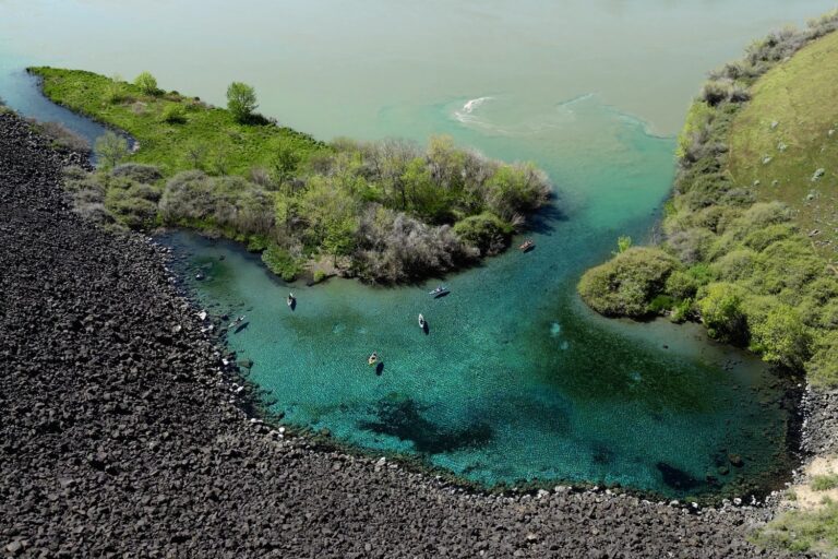 How To Visit Blue Heart Springs: A Hidden Oasis In Idaho - Two Roaming ...